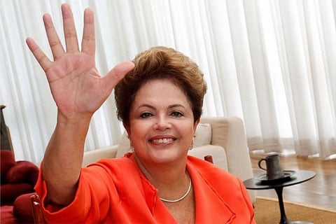 Dilma responde dúvidas pela internet e defende combate à corrupção