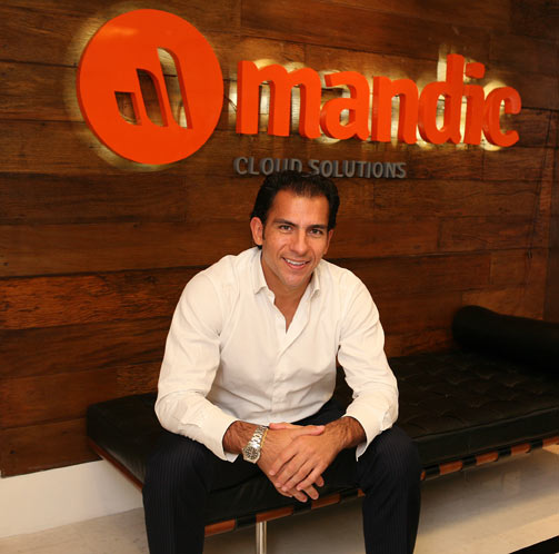 Mandic chega a Porto Alegre